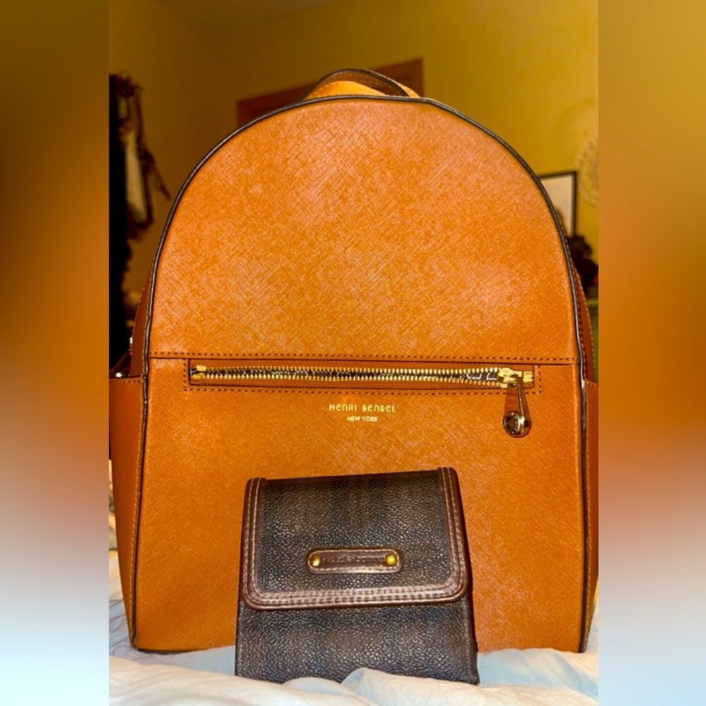Henri Bendel West 57th Backpack And Vintage Liz Claib… - Gem